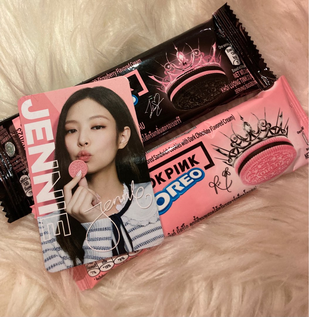 Oreo blackpink 02 Jennie with oreo PC, Hobbies & Toys, Collectibles ...