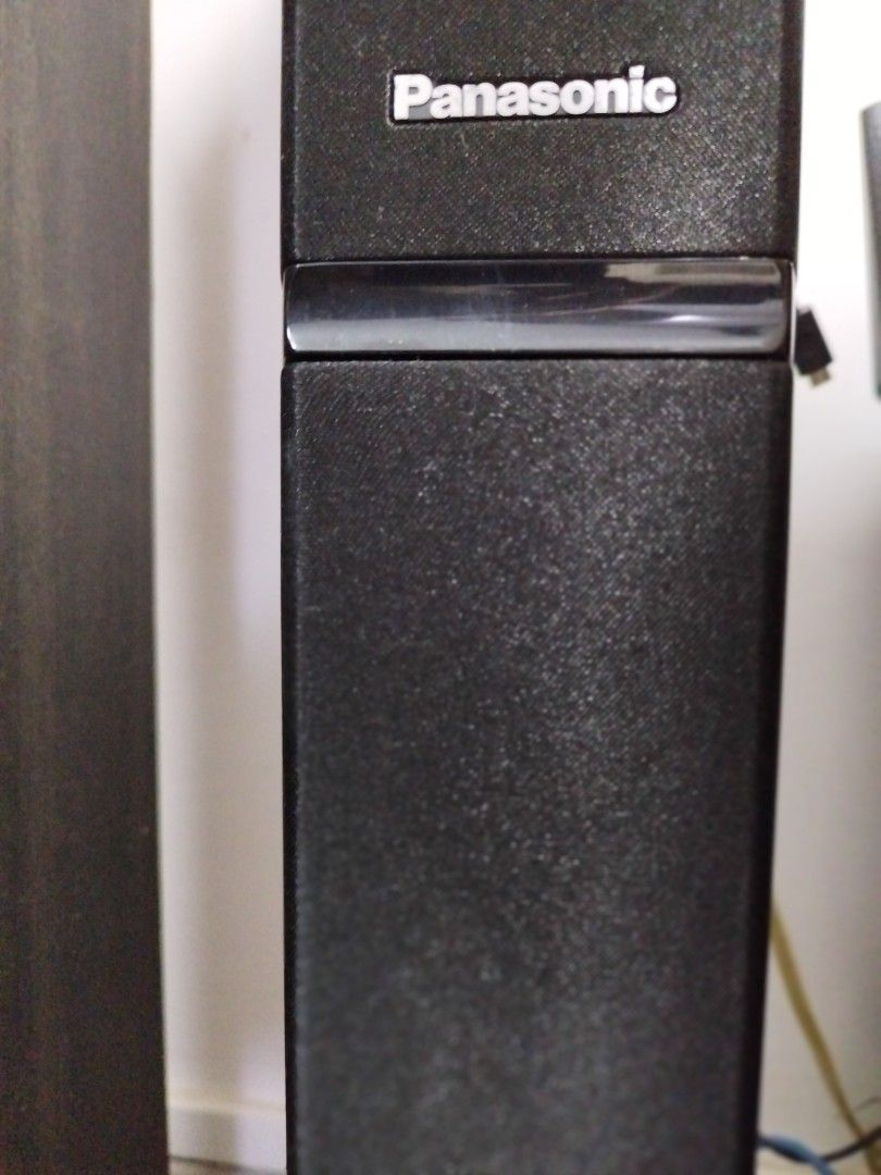 Panasonic standing surround speakers and subwoofer., Audio, Soundbars ...