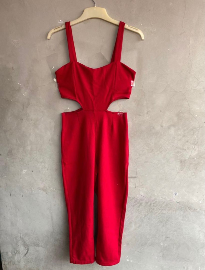 Red Jumpsuit, Fesyen Wanita, Pakaian Wanita, Jumpsuits di Carousell