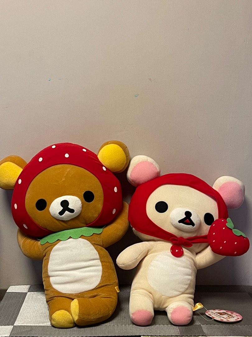 Rilakkuma and Korilakkuma Plushies (Strawberry Set), Hobbies & Toys ...