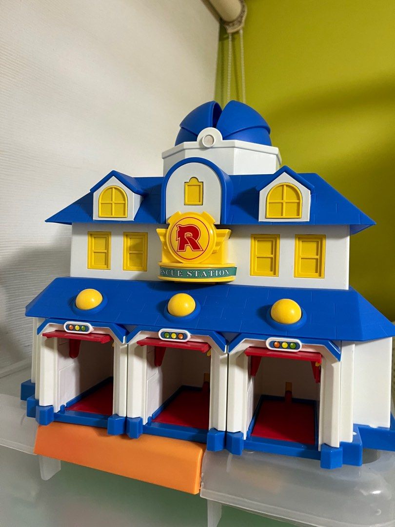 Robocar Poli Station, Hobbies & Toys, Toys & Games on Carousell