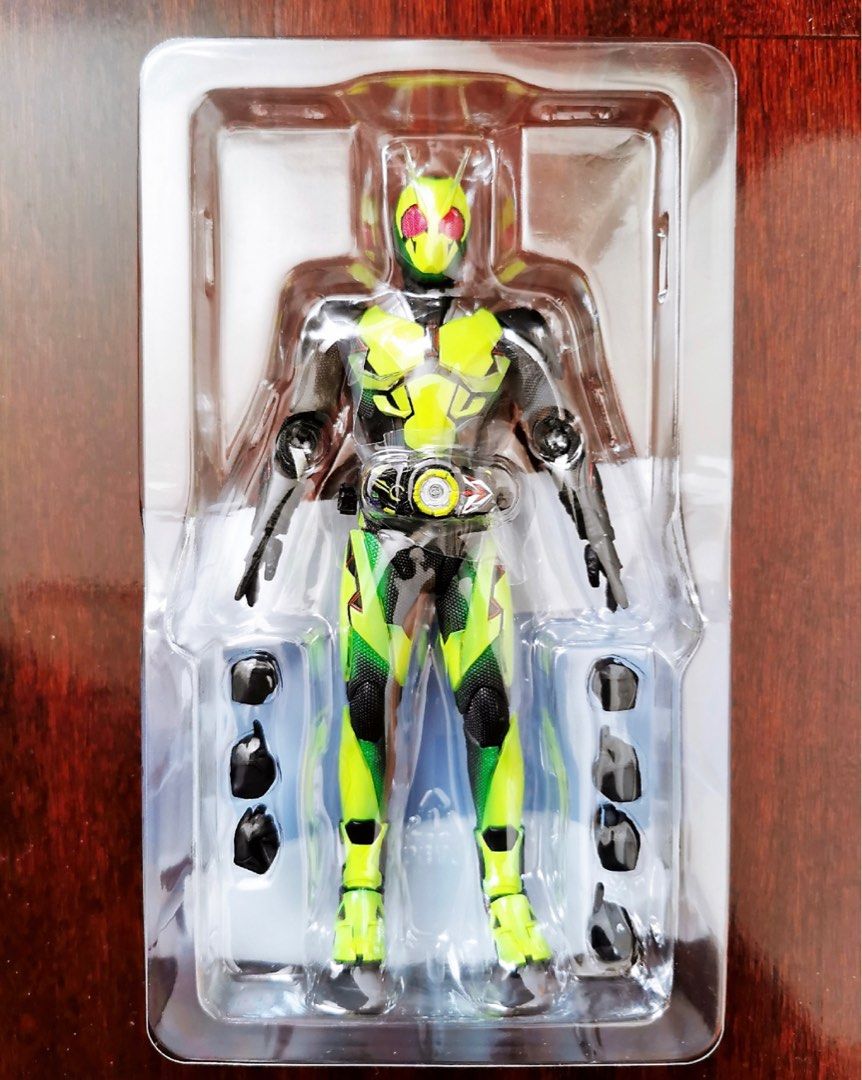 SHF Kamen Rider Zero One Realizing Hopper, 興趣及遊戲, 玩具 & 遊戲類 - Carousell