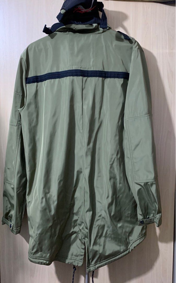 trapstar puma jacket, 男裝, 運動服裝 - Carousell