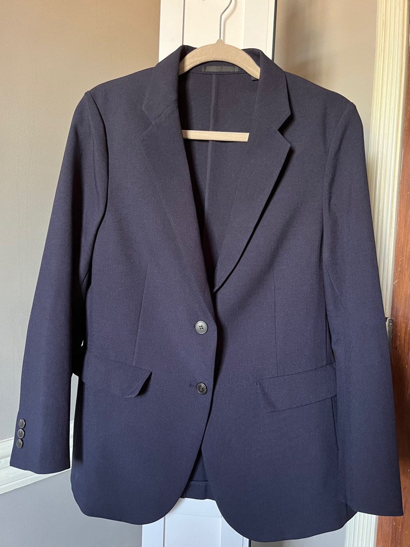 Uniqlo Ultra Light Jacket, Women's Fashion, Coats, Jackets and ...