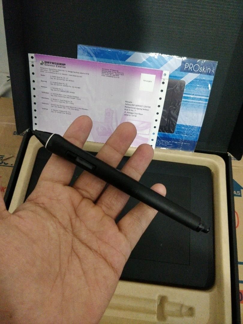 Wacom Intuos 5 Touch Small Pen Tablet, Elektronik, Bagian Komputer ...