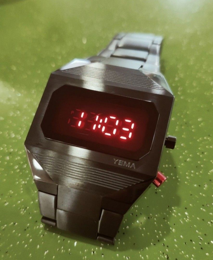 (YEMA) (RARE LIMITED ED!) YEMA Kavinsky digitak LED watch (full black ...