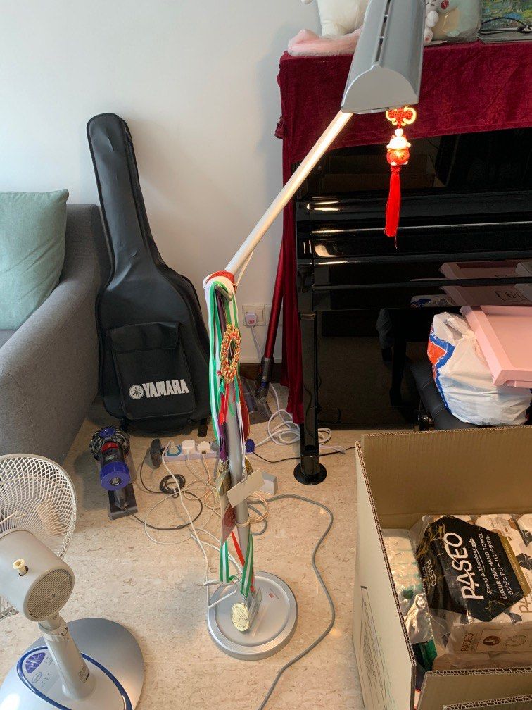 3M Polarising Light stand - 1 metre plus high, Furniture & Home Living ...