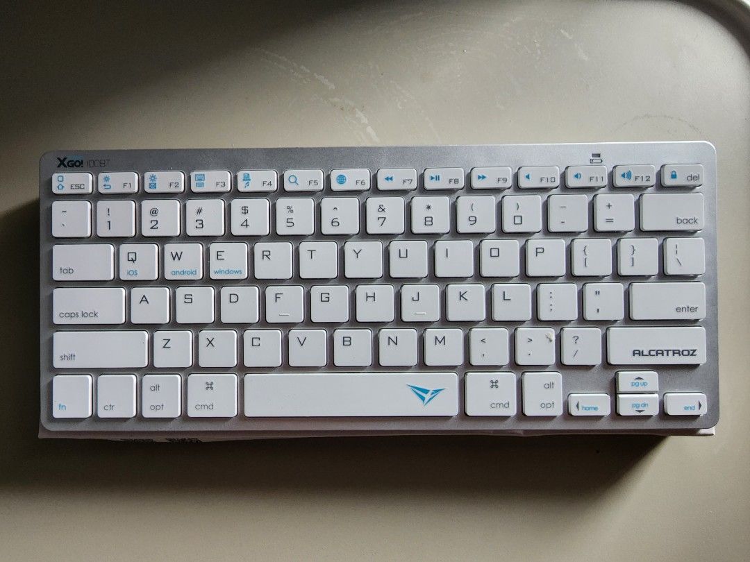 Alcatroz Xplorer Go 100BT Keyboard, Computers & Tech, Parts ...
