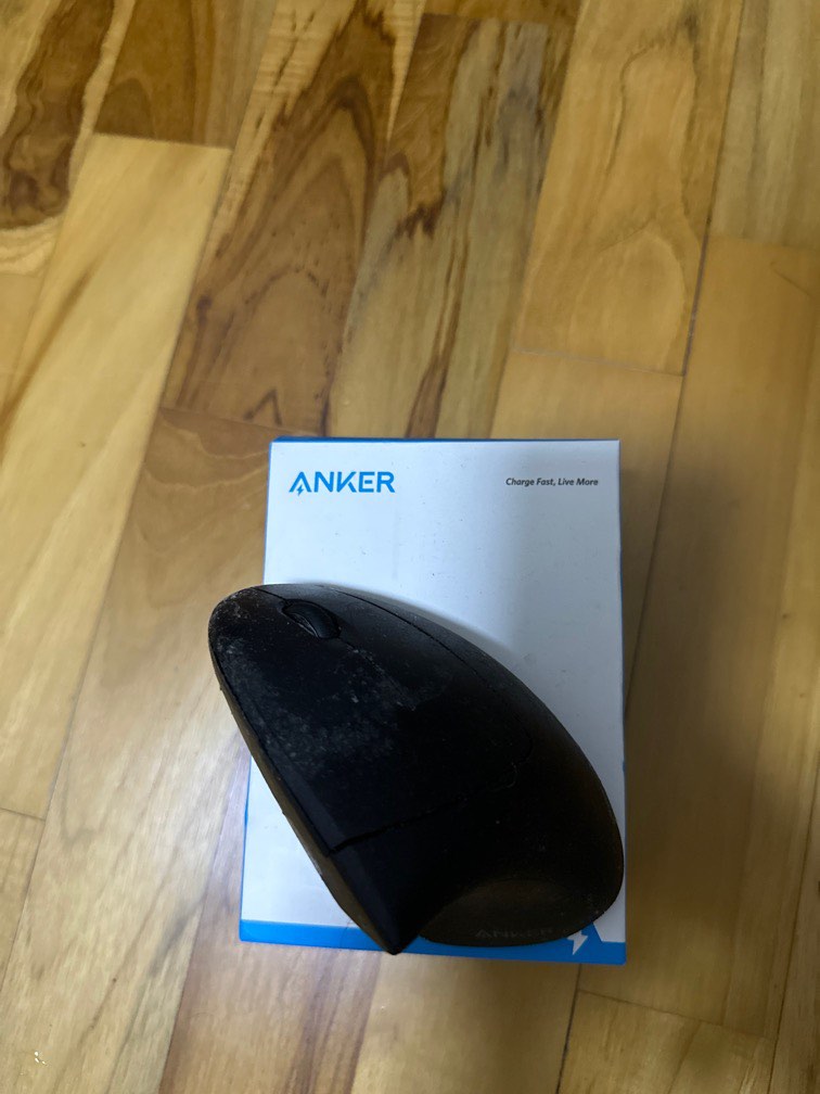 Anker wireless vertical ergonomic mouse, Computers & Tech, Parts ...