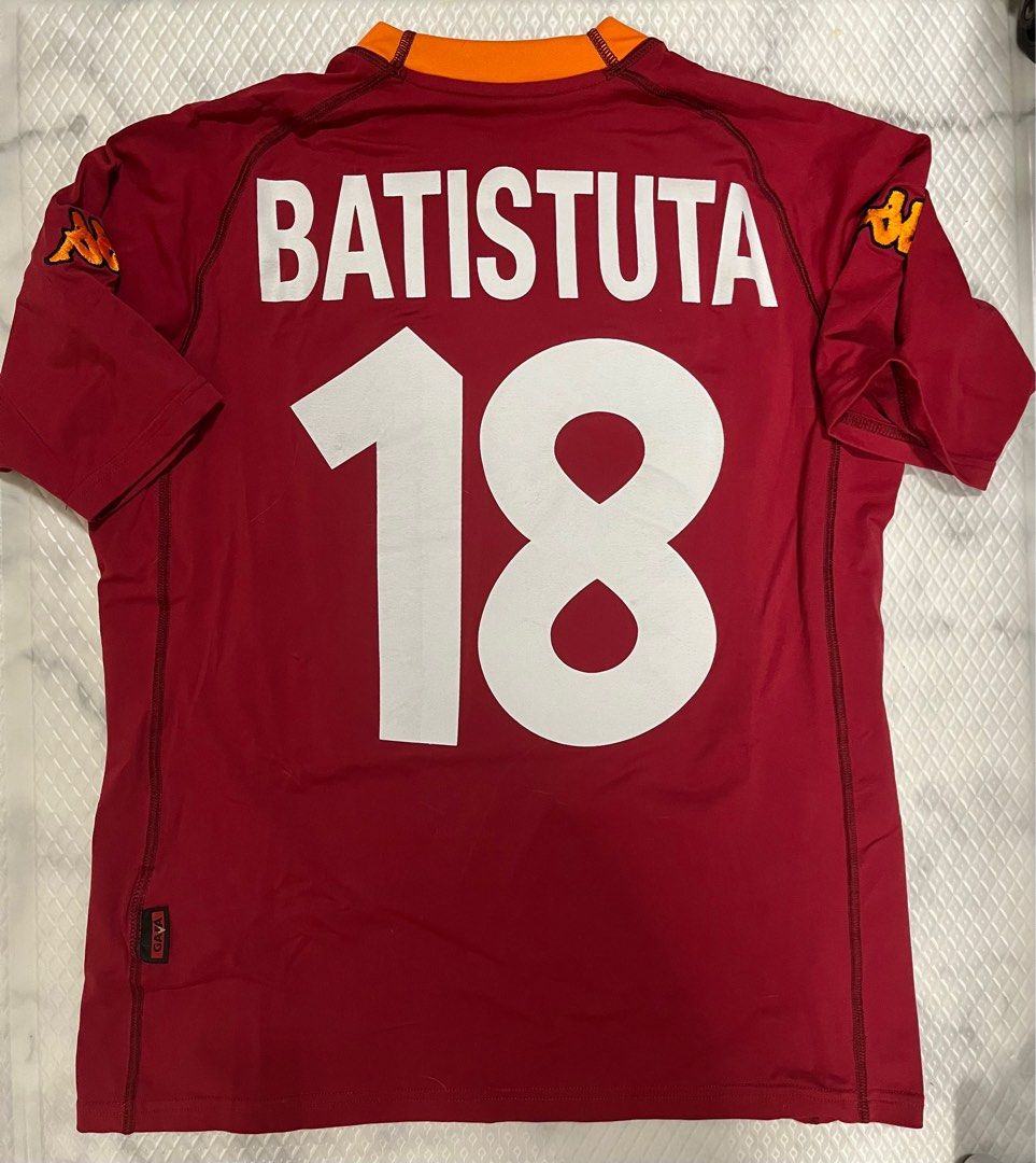 AS Roma 羅馬聯賽冠軍紀念版 Batistuta 巴迪斯圖達球衣 2000-2001, 男裝, 運動服裝 - Carousell