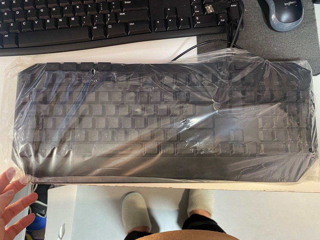 Asus Keyboard 華碩鍵盤- BACKLIT KB V2, 電腦＆科技, 電腦周邊及配件, 電腦鍵盤及相關產品 - Carousell