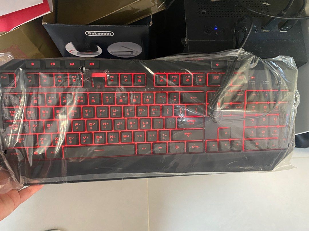Asus Keyboard 華碩鍵盤- BACKLIT KB V2, 電腦＆科技, 電腦周邊及配件, 電腦鍵盤及相關產品 - Carousell