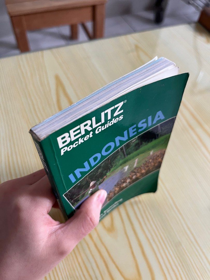Berlitz Travel Pocket Guide (Indonesia), Hobbies & Toys, Books ...
