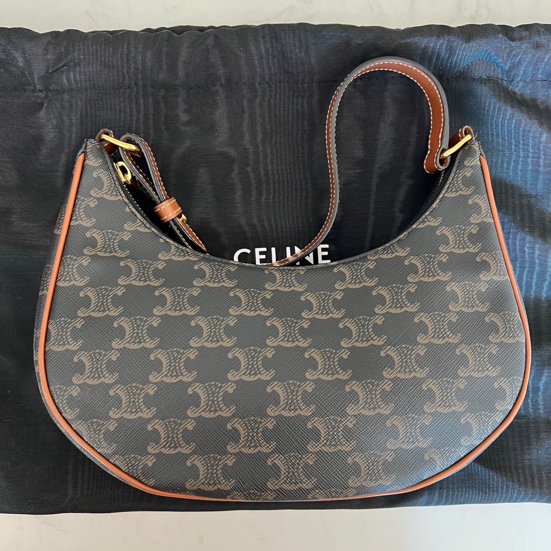 CELINE - AVA BAG IN TRIOMPHE CANVAS AND CALFSKIN TAN, 名牌, 手袋及銀包 - Carousell