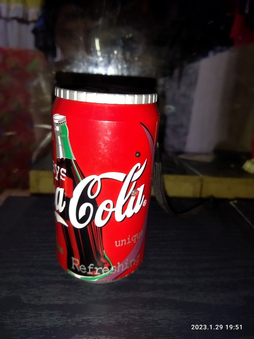 Coca cola 90's vintage camera tin, Hobbies & Toys, Memorabilia ...