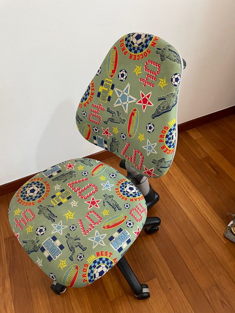 Comf Pro desk and chair, Furniture & Home Living, Furniture, Tables ...