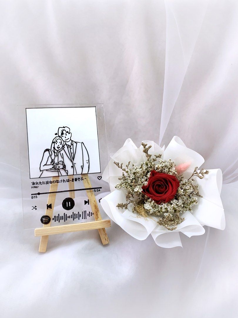 Customised Spotify Plaque & Premium Preserved Flower Bouquet, Hobbies ...