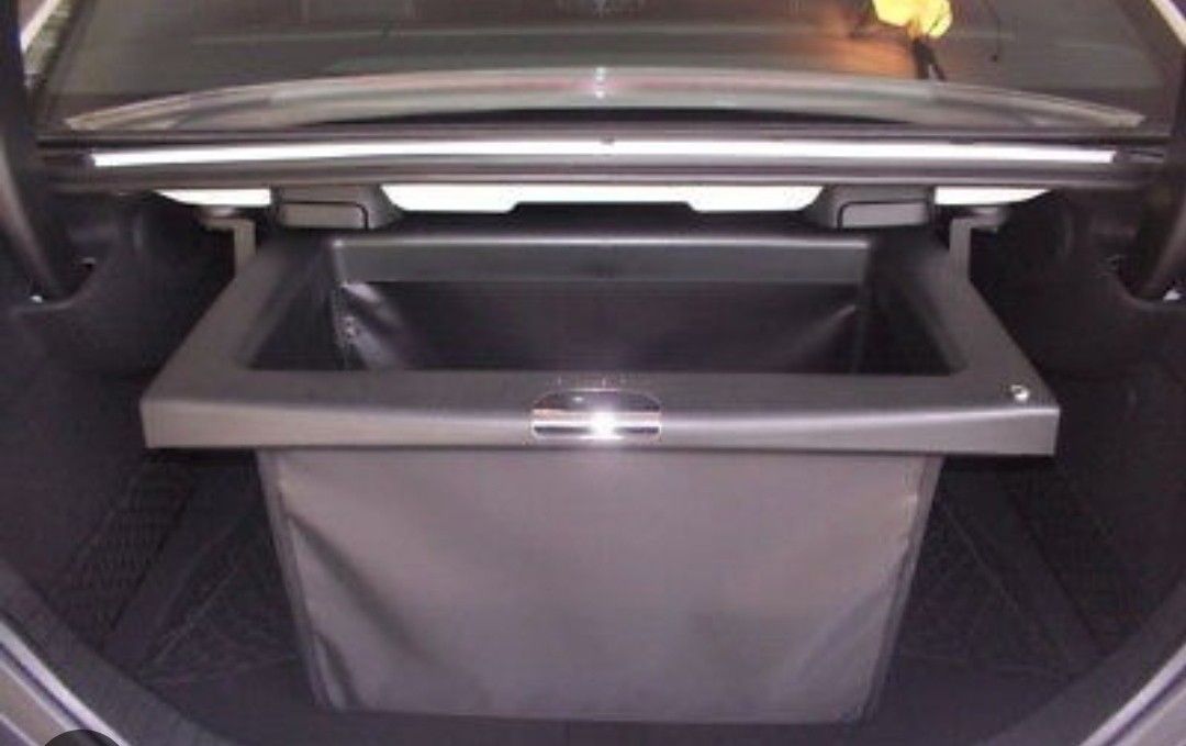 E Class (W212) Retractable Boot Tray for Sale, Car Accessories ...