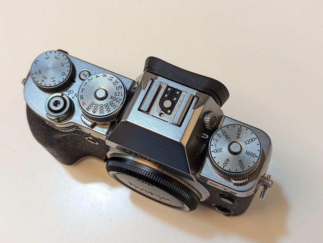 Fujifilm X-T2 Silver Fuji XT2, Photography, Cameras on Carousell