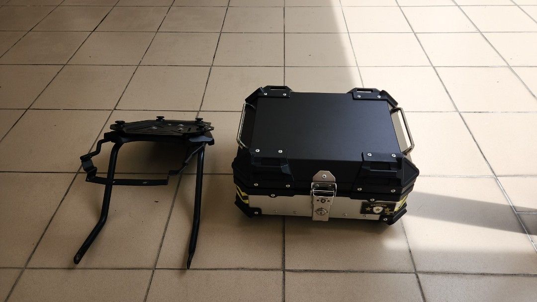 Heavy Duty Box & monorack nvx v1, Motorbikes on Carousell