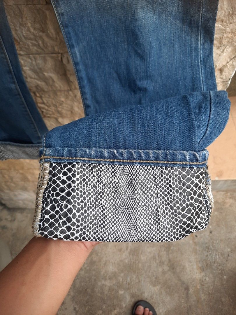 Levi's x Clot Python 505, Fesyen Pria, Pakaian , Bawahan di Carousell