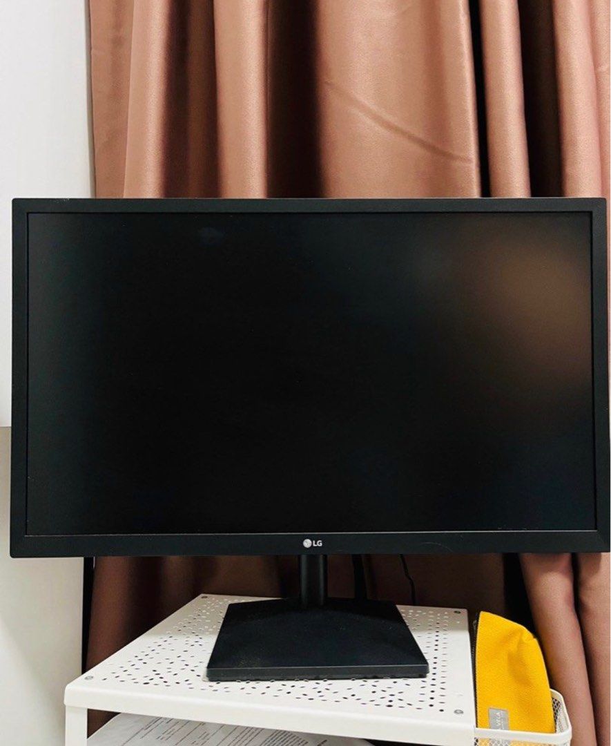 LG Monitor 24 inch, Computers & Tech, Parts & Accessories, Monitor ...