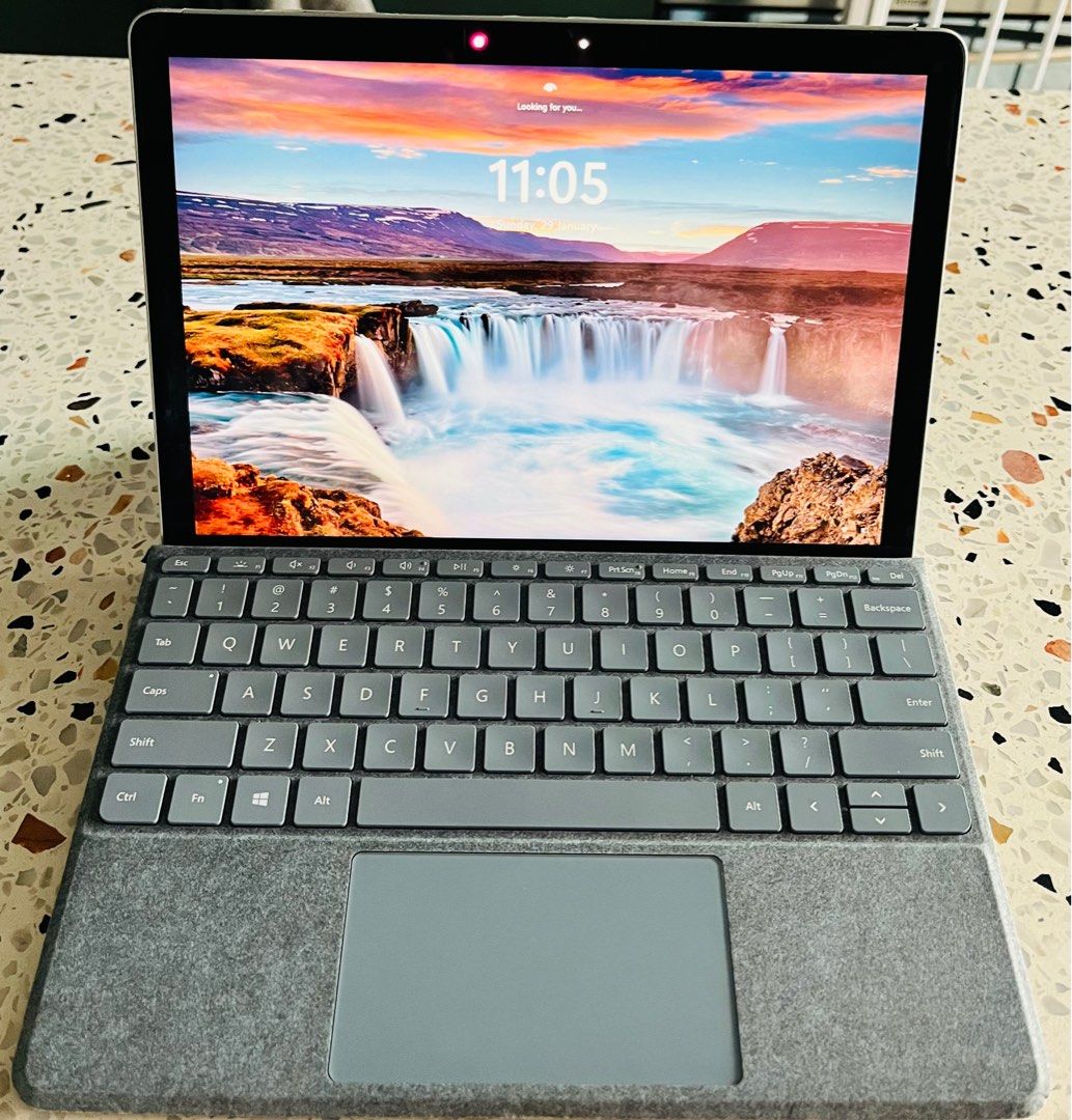 Microsoft Surface Go 2 - 128gb/8gb Ram with Pen, Computers & Tech, Laptops & Notebooks on Carousell