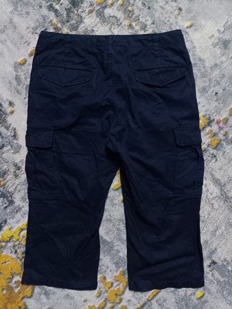 Muji 3q Cargo pants, Men's Fashion, Bottoms, Shorts on Carousell