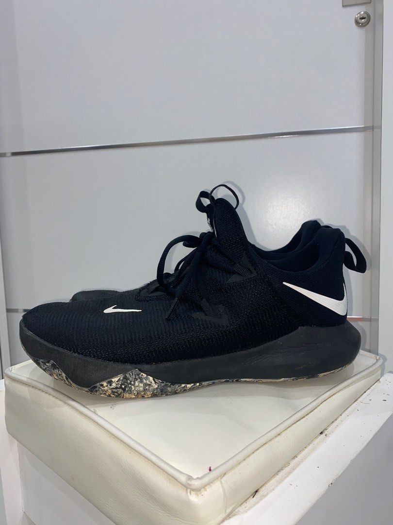 Nike Zoom Shift 2, Fesyen Pria, Sepatu , Sneakers di Carousell