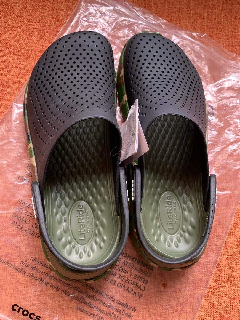 ORIGINAL CROCS FROM SINGAPORE, Men's Fashion, Footwear, Slippers ...