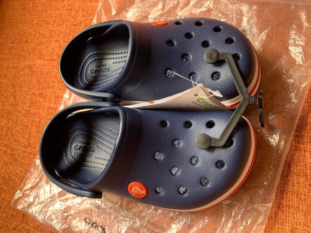 ORIGINAL CROCS FROM SINGAPORE, Women's Fashion, Footwear, Slippers and ...