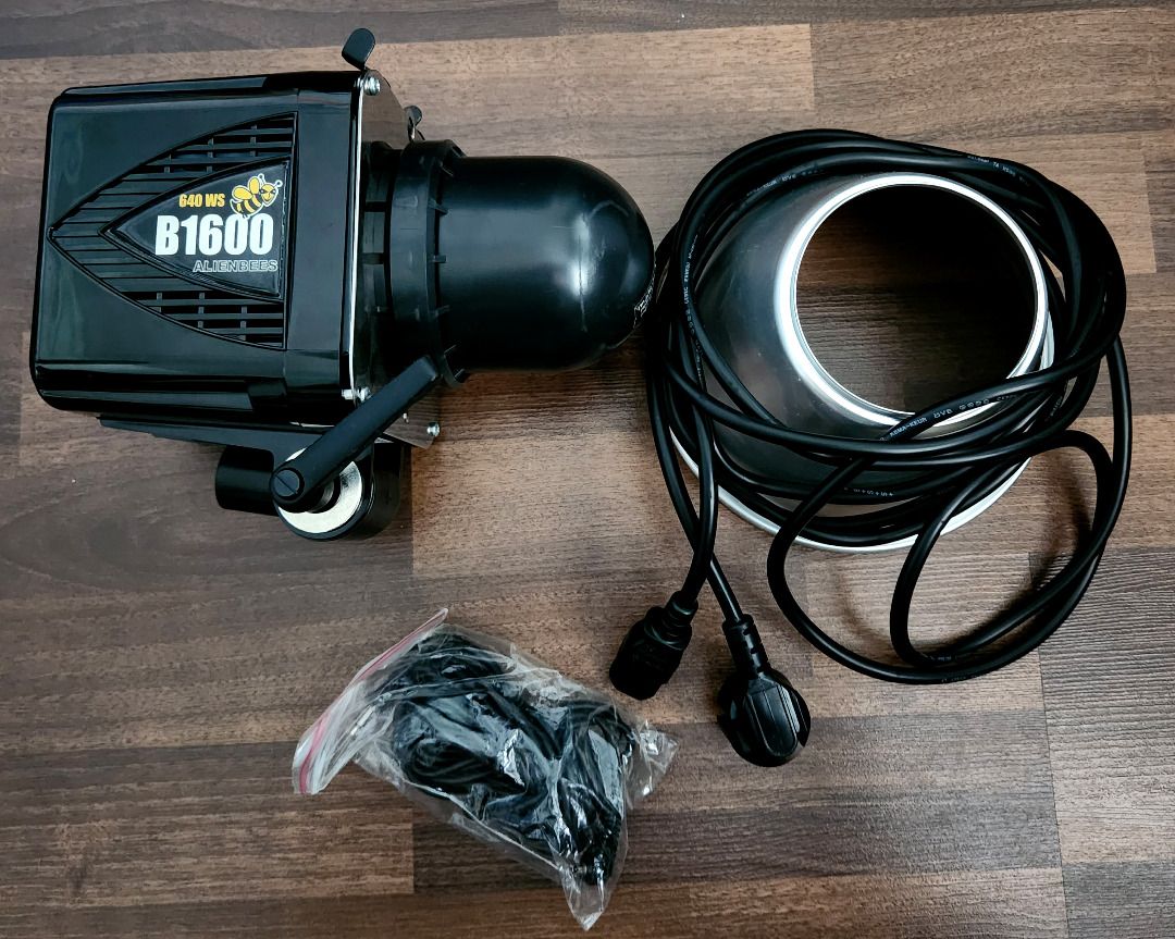 Paul C. Buff AlienBees Flash Unit (B1600), Photography, Photography ...