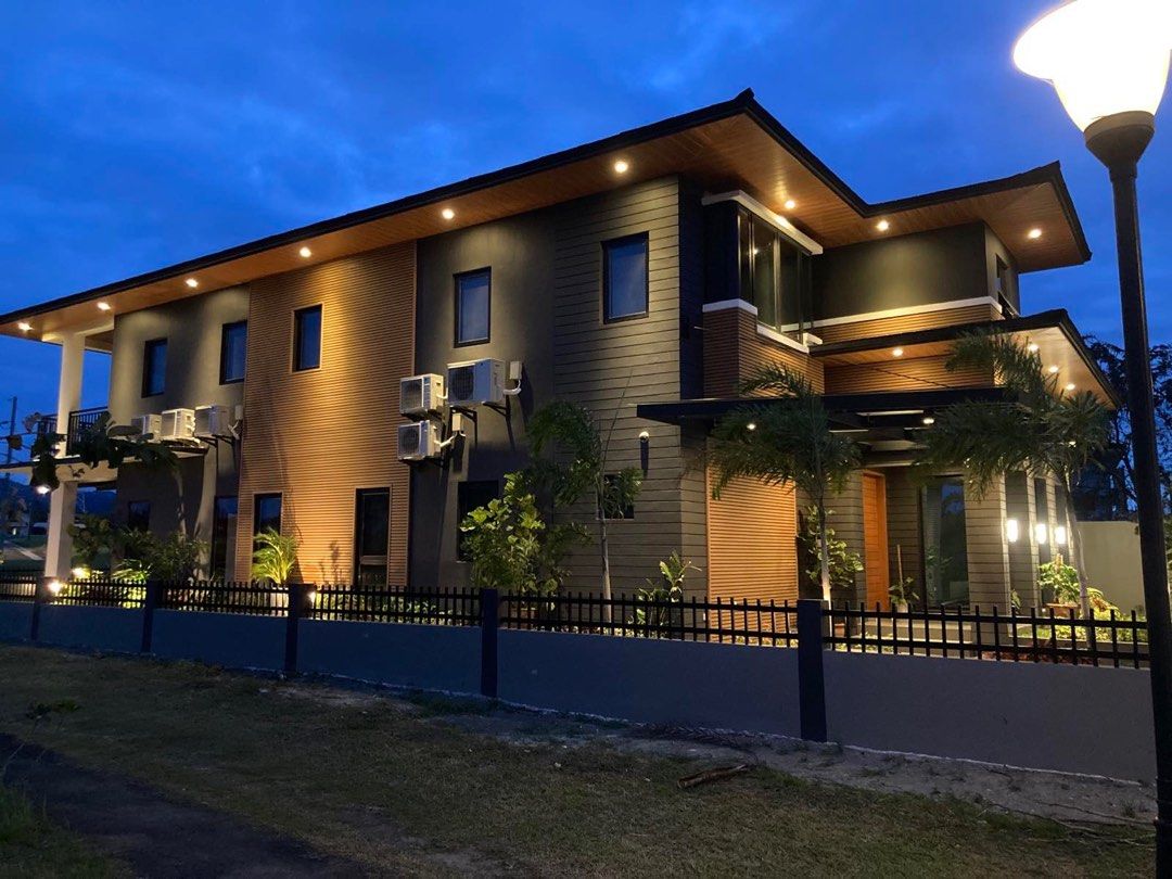 Posh house and lot for sale, Property, For Sale, House & Lot on Carousell