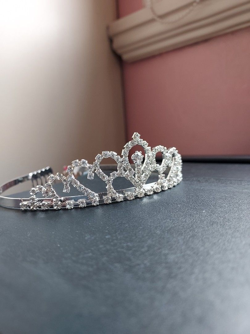 Princess Tiara, Women's Fashion, Watches & Accessories, Hair ...