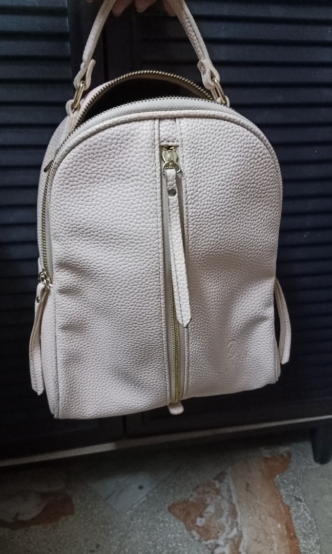 Sette Bag by World Balance, Women's Fashion, Bags & Wallets, Backpacks ...