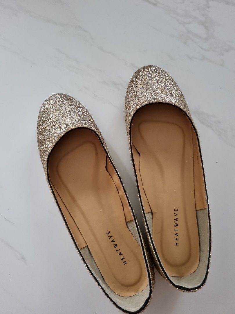 Shiny gold flats, Women's Fashion, Footwear, Flats on Carousell