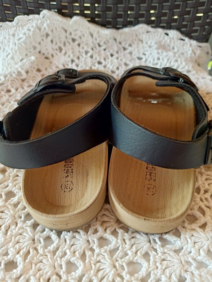 Shoopen Sandals, cm23, Women's Fashion, Footwear, Flats & Sandals on ...