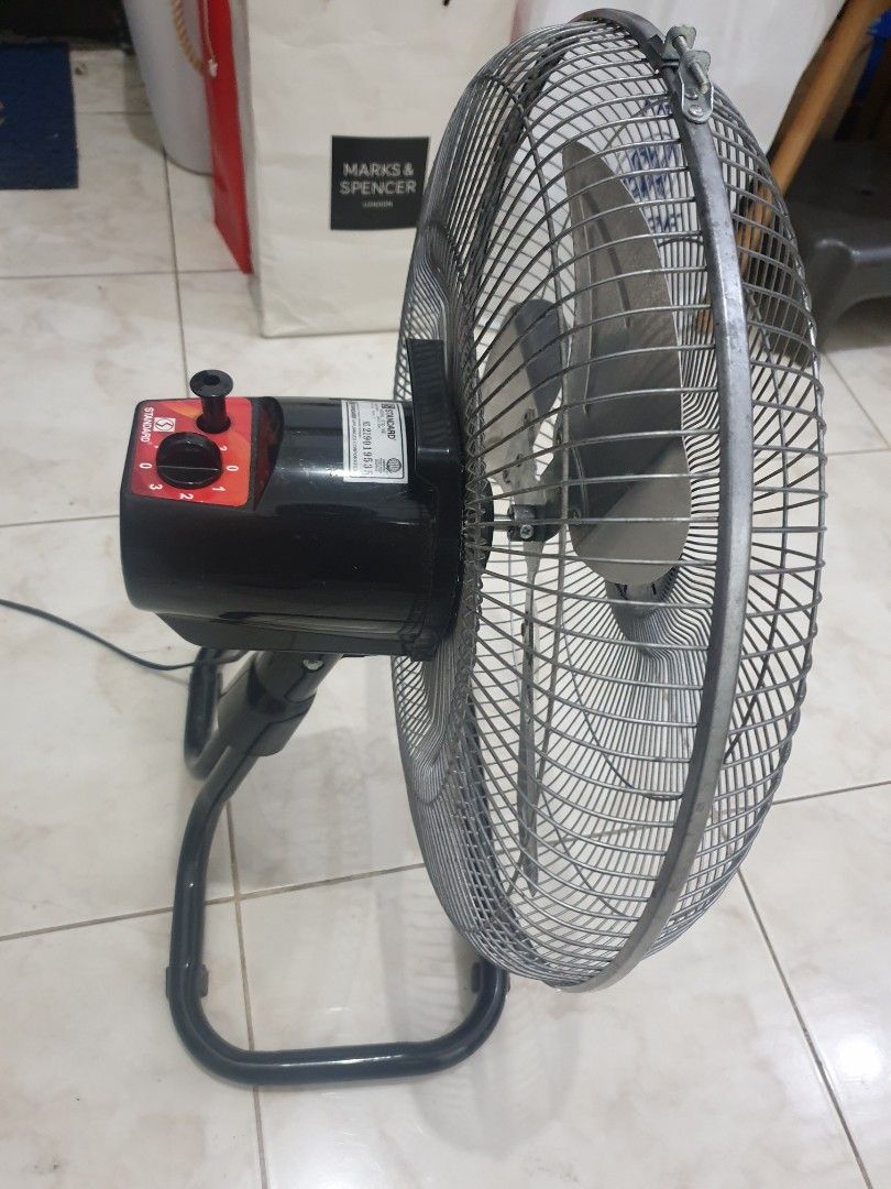 Standard Industrial Floor Fan, Furniture & Home Living, Lighting & Fans ...