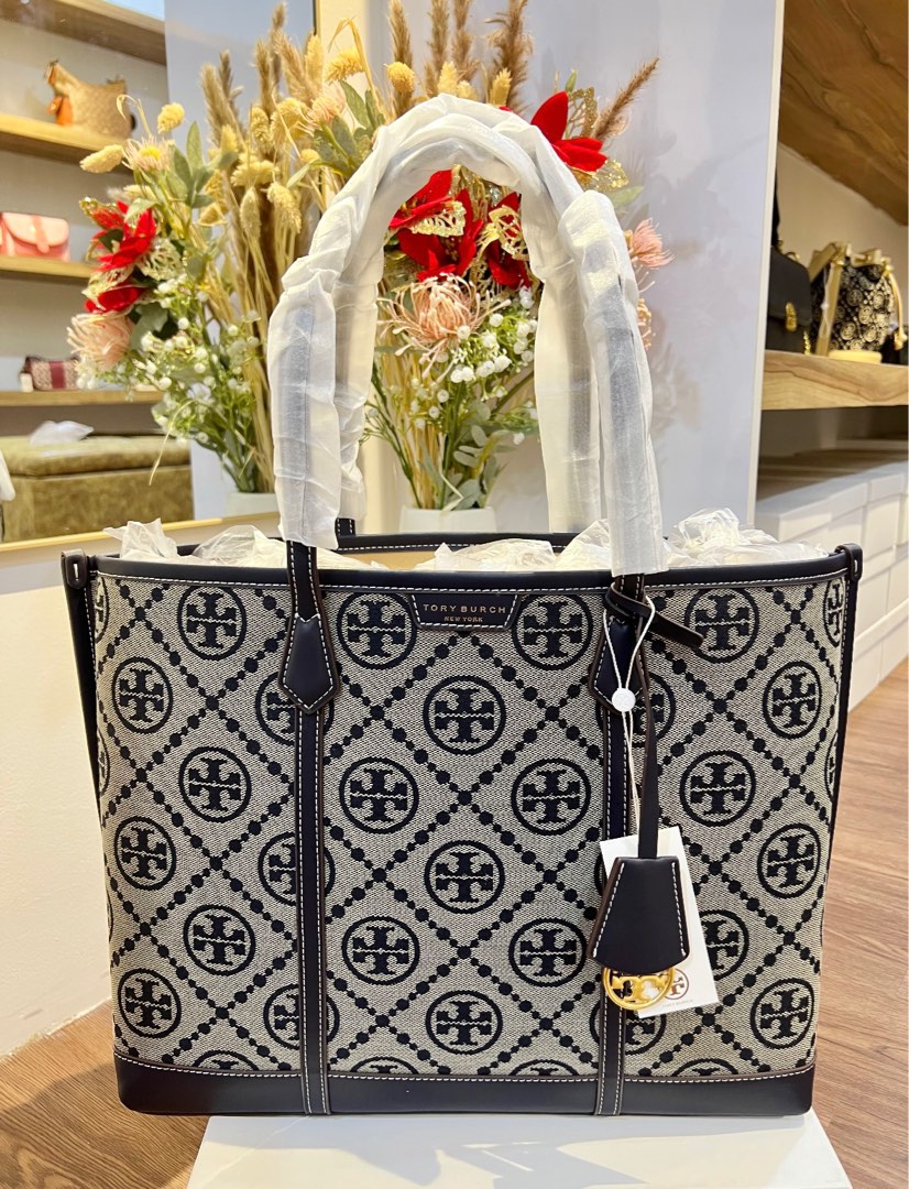 TB TORY BURCH T MONOGRAM TRIPLE-COMPARTMENT LARGE TOTE, Luxury, Bags ...