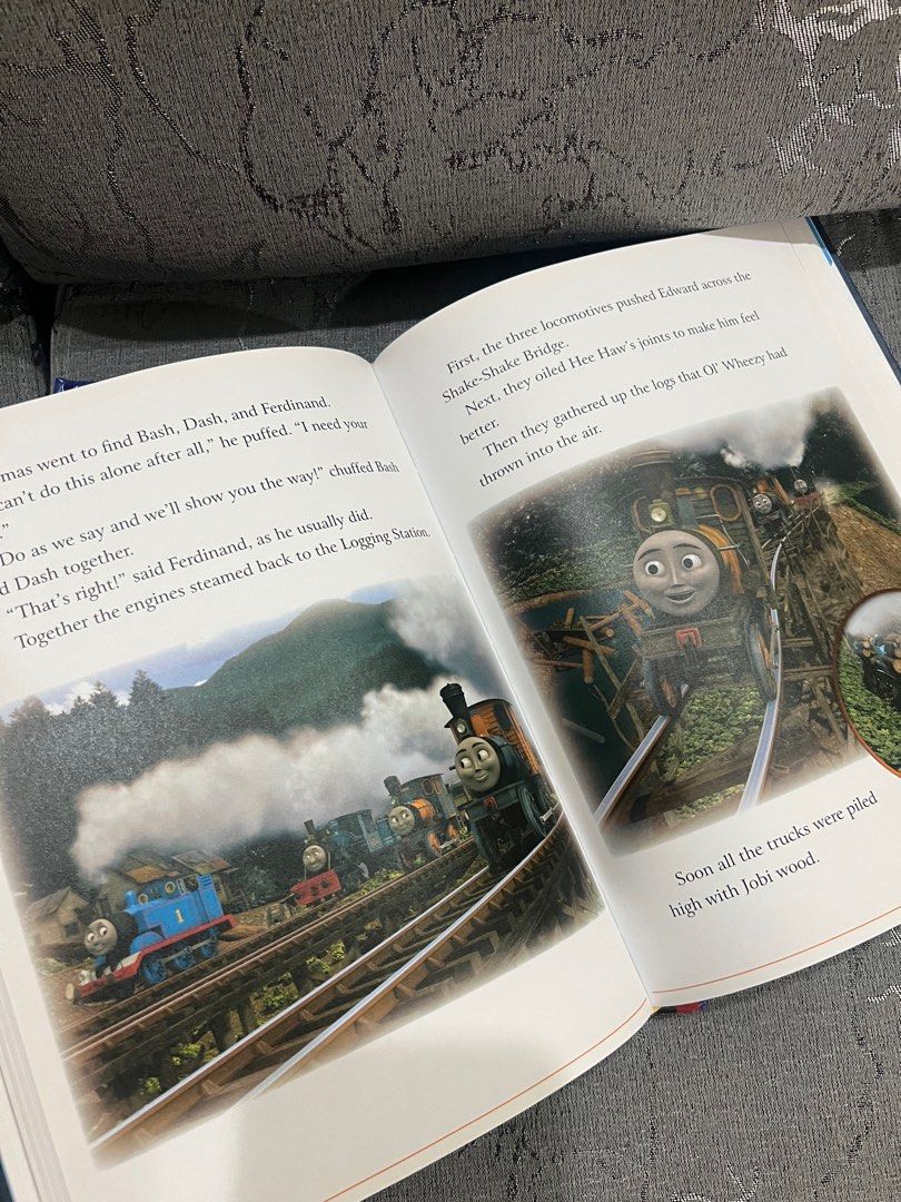 Thomas the Train Book and Puzzle, Hobbies & Toys, Books & Magazines ...