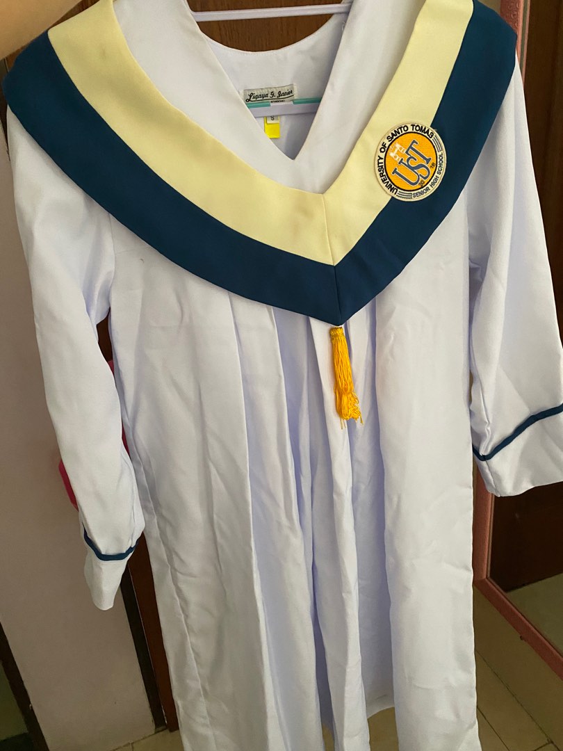 UST SHS Toga, Women's Fashion, Coats, Jackets and Outerwear on Carousell
