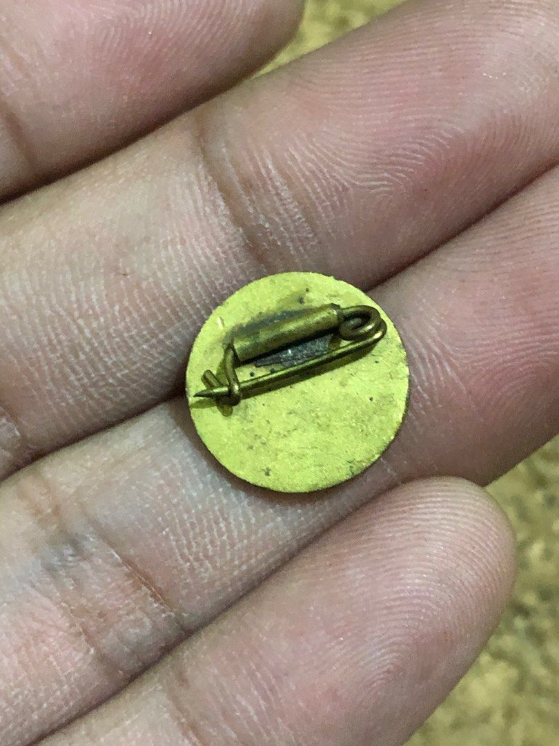 Vintage japan red cross pin, Hobbies & Toys, Memorabilia & Collectibles ...