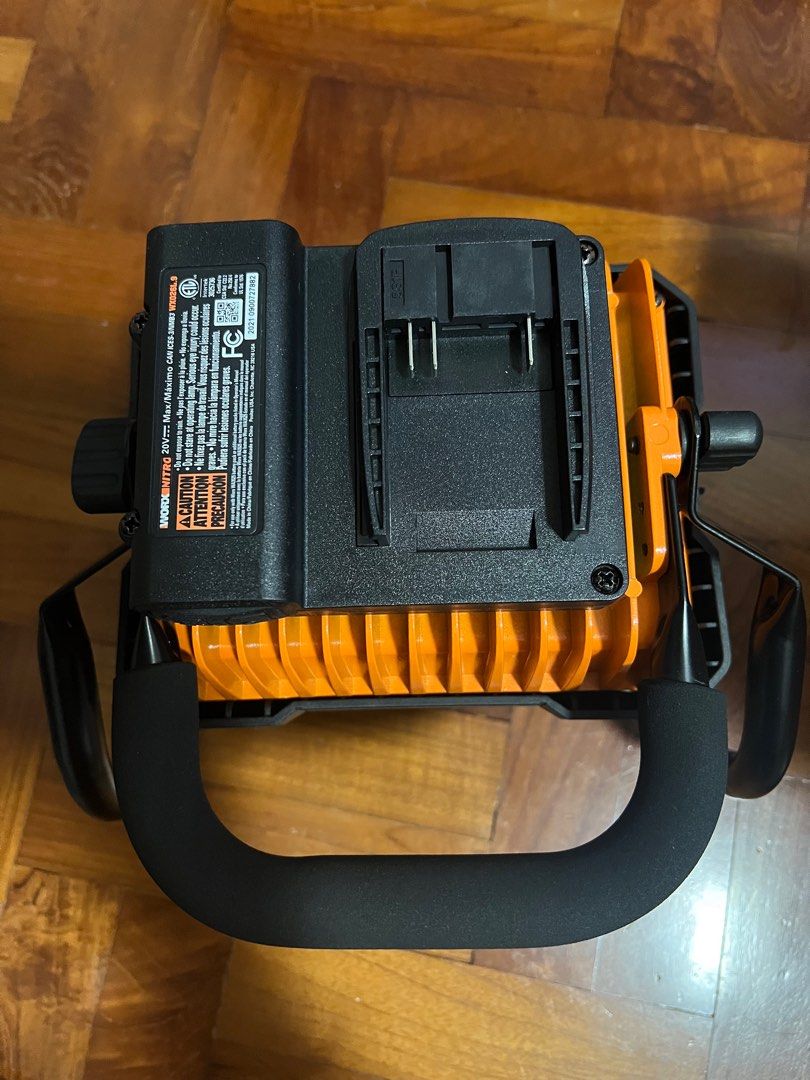 Worx 20V LED worklight, Furniture & Home Living, Lighting & Fans ...