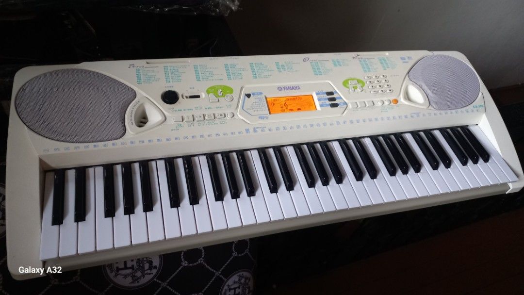 Yamaha EZ-J25 Touch Response 61-Key Piano Keyboard, Hobbies & Toys, Music & Media, Musical ...