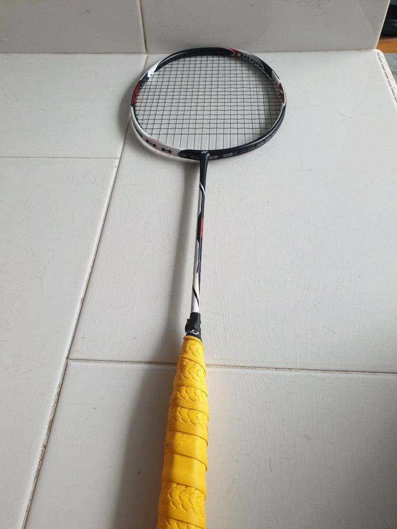 Yonex Duora Z-Strike, Sports Equipment, Sports & Games, Racket & Ball ...