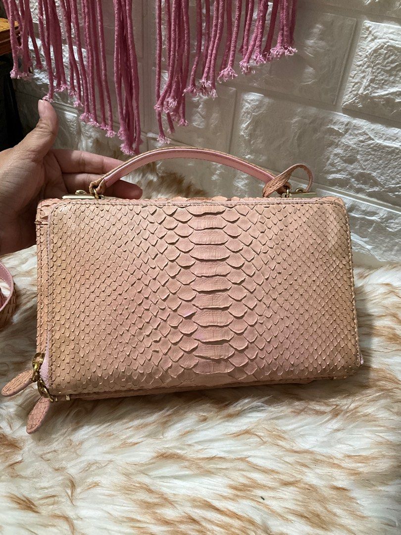 Zarmoi snake skin sling/handbag in baby pink, Women's Fashion, Bags ...