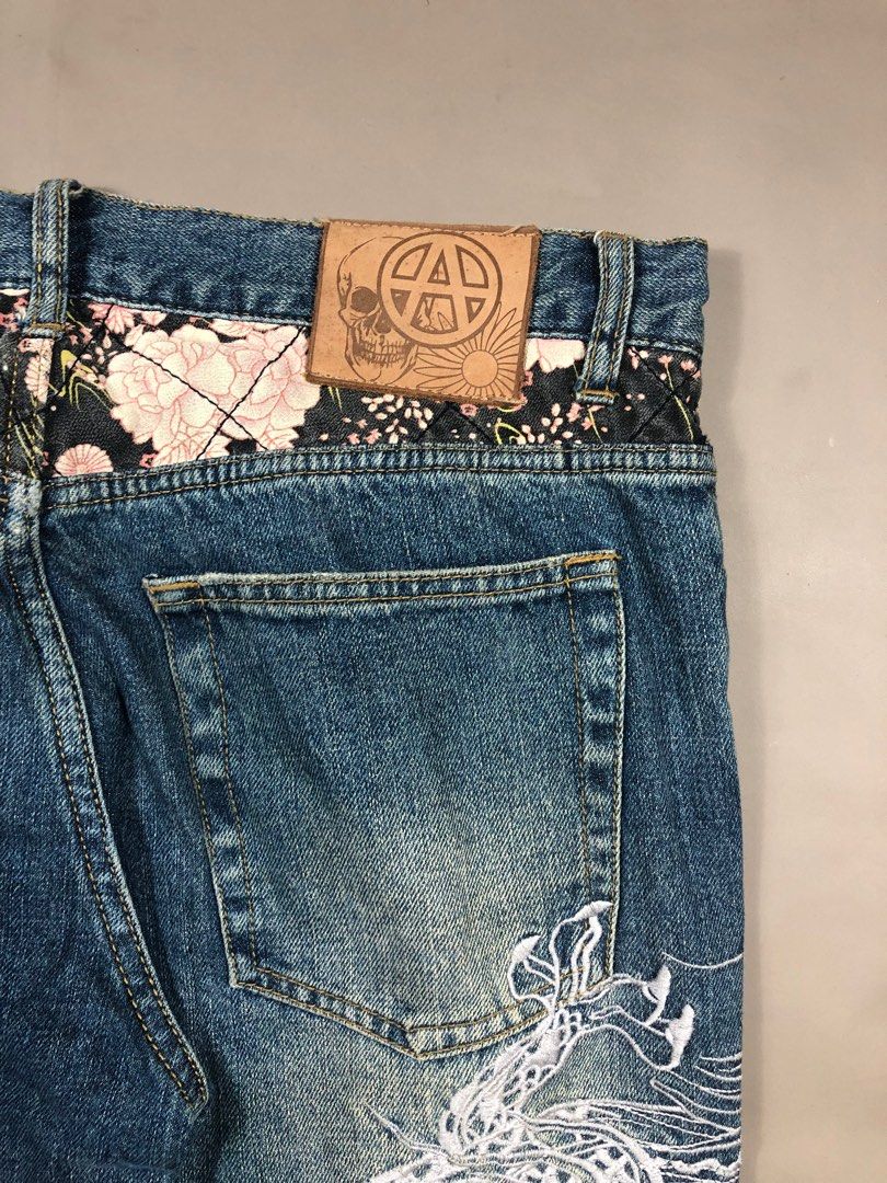 ACUPUNCTURE JEANS DRAGON EMBROID, Men's Fashion, Bottoms, Jeans on ...