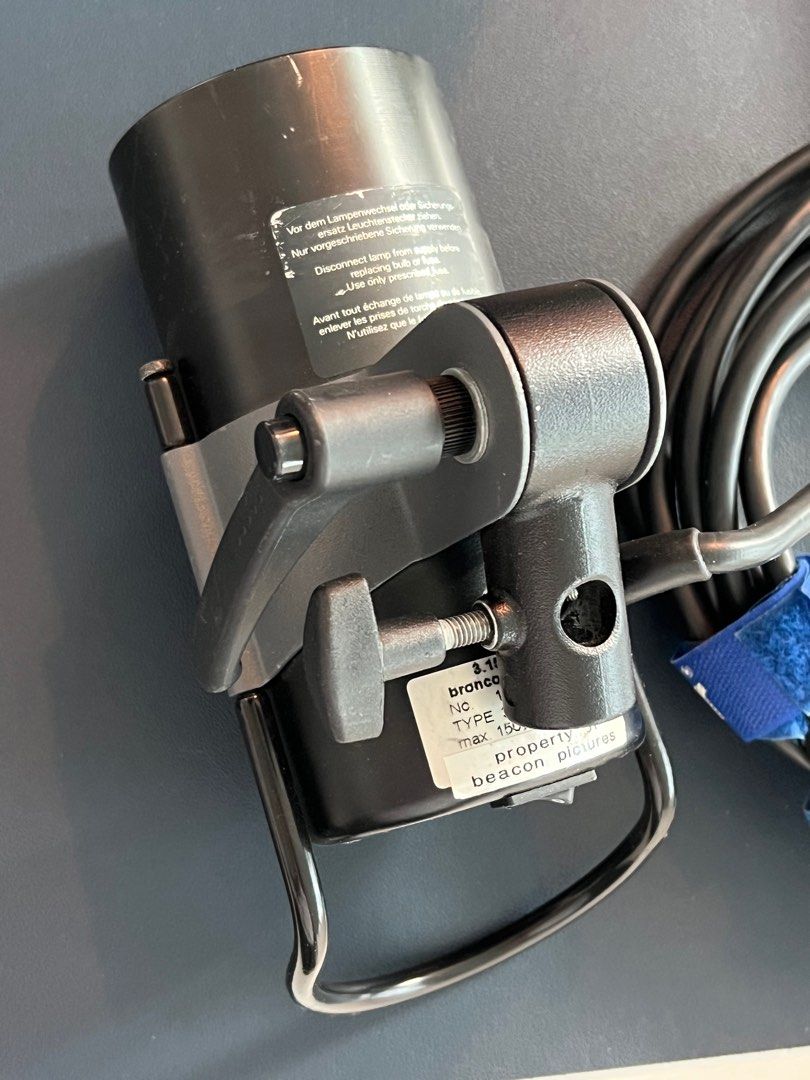 Broncolor Picolite 1600w/s with snoot and honeycomb set, Photography ...