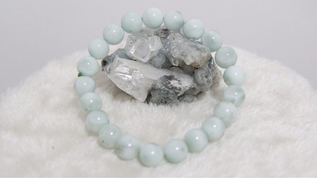 Chinese Green Larimar, Women's Fashion, Jewelry & Organizers, Bracelets ...