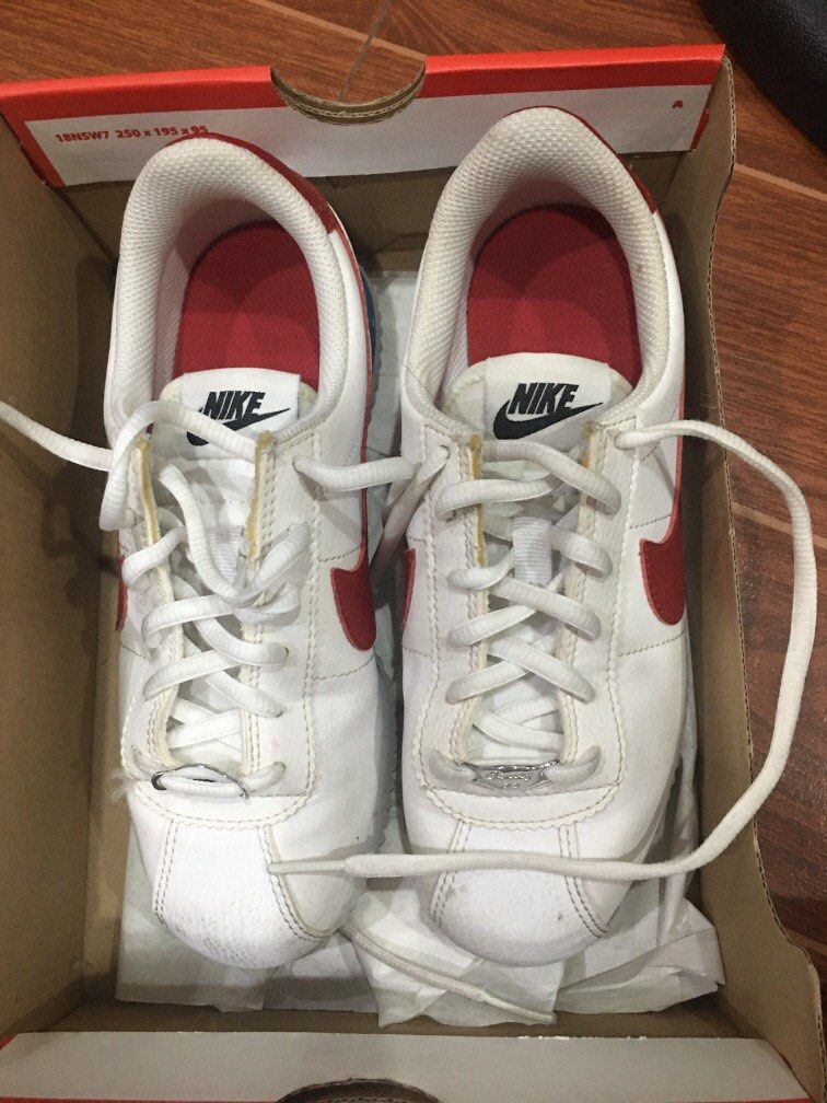 Cortez basic SL (GS), Women's Fashion, Footwear, Sneakers on Carousell